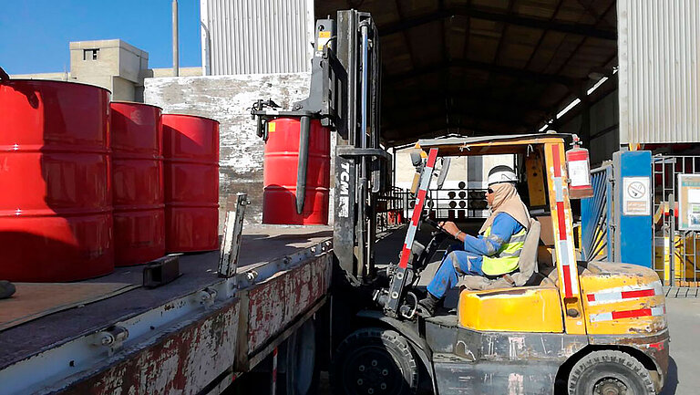 Drum Tipping Device T130F | KAUP