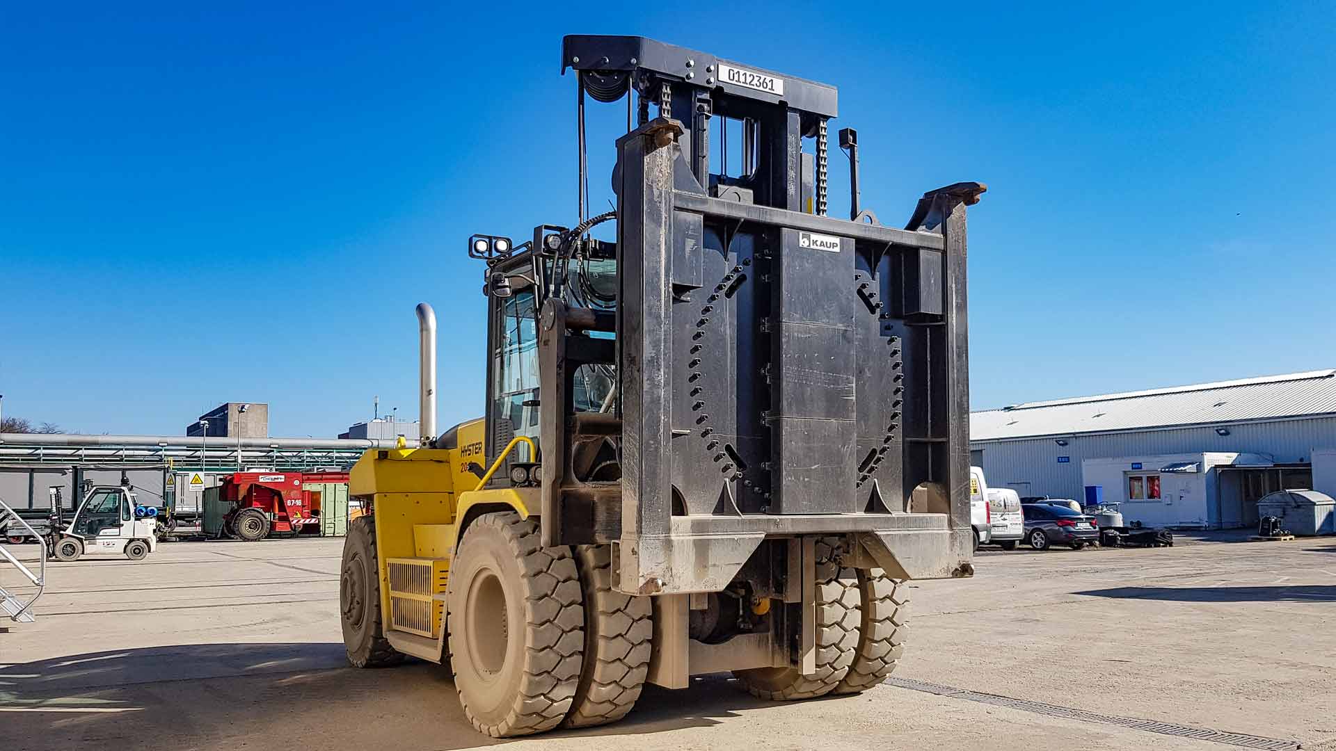Forklift spreader for container handling | KAUP