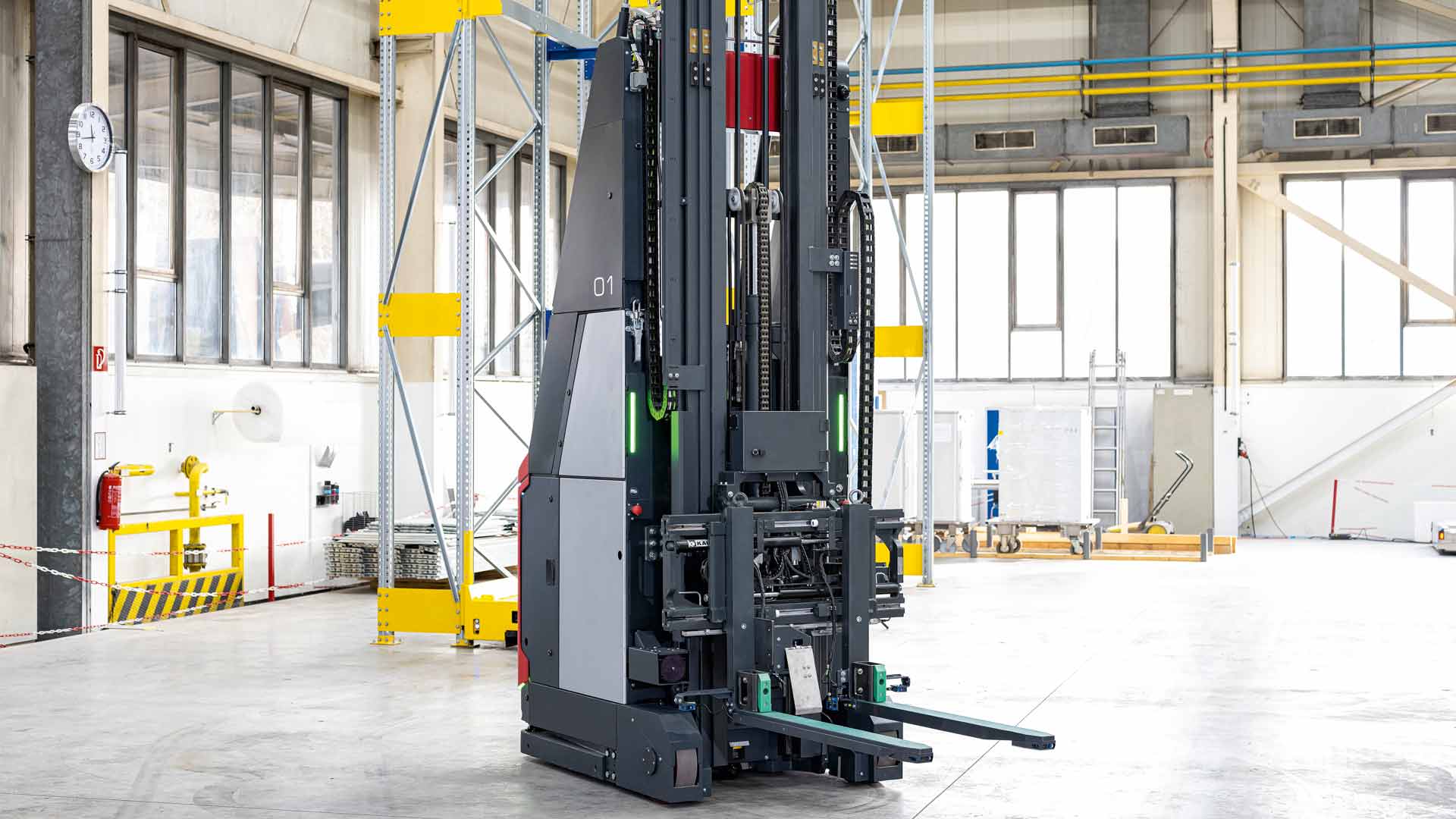 Automated guided vehicles and attachments - Individual solutions for ...