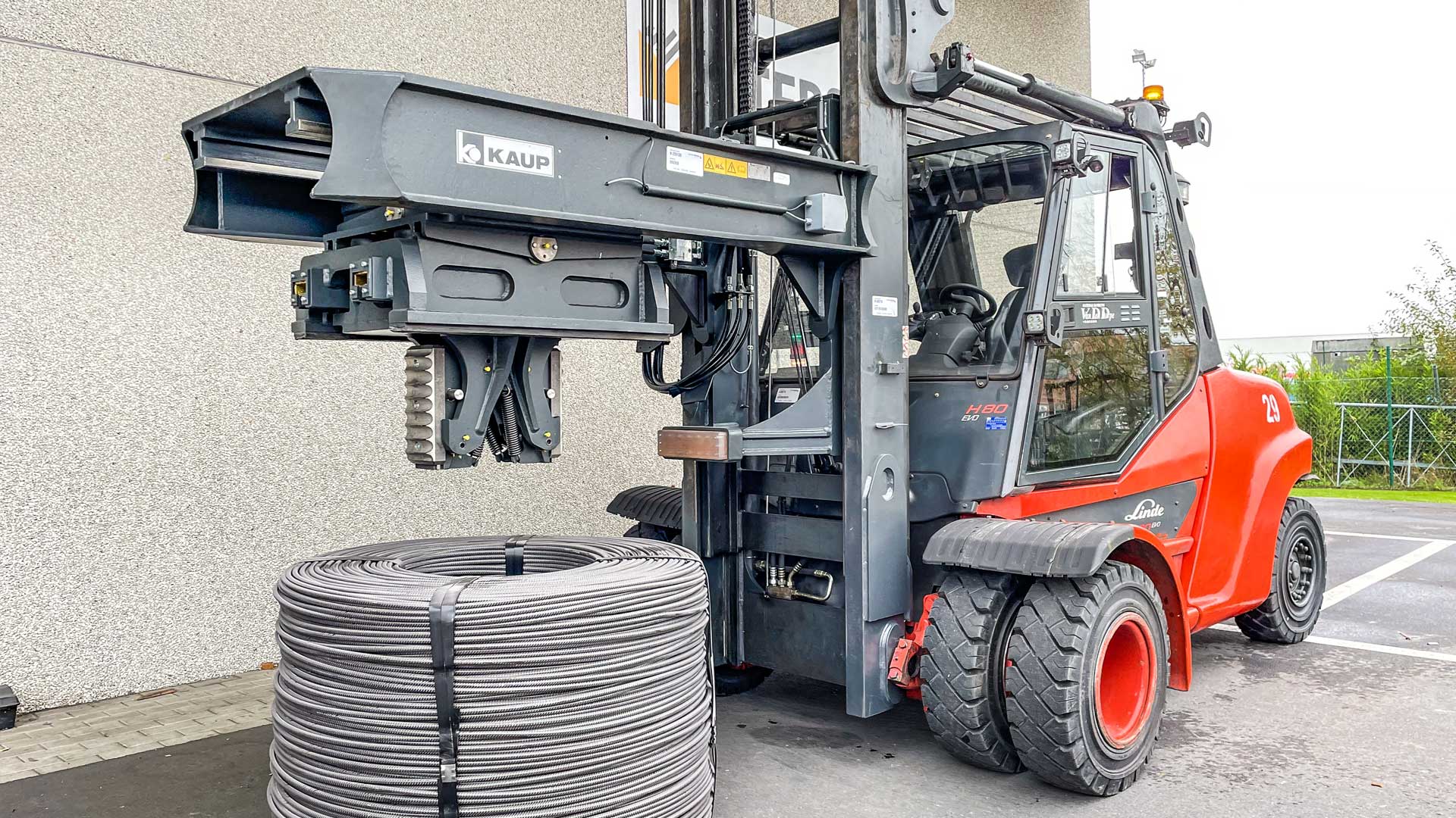 Gabelstapler-Anbaugeräte vom größten unabhängigen Hersteller | KAUP